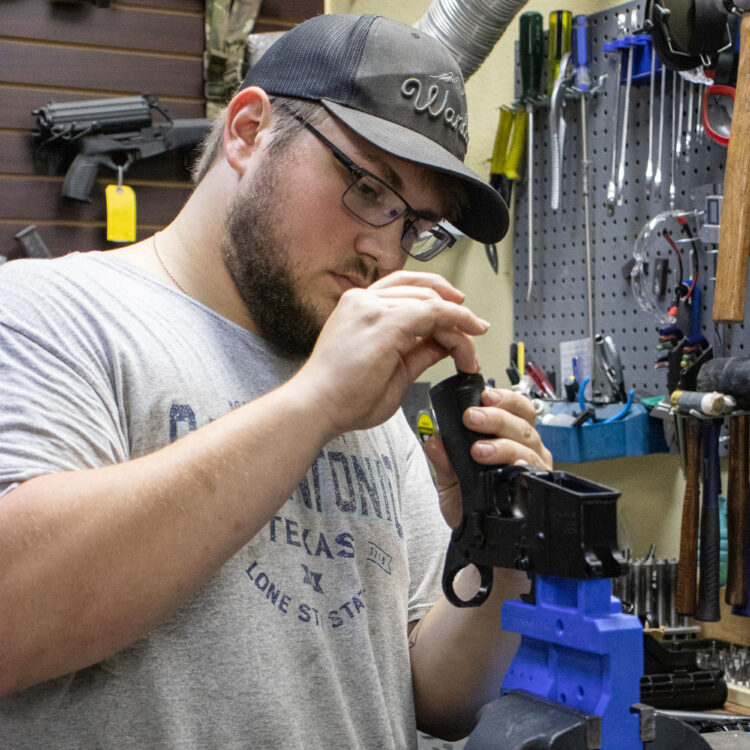 Gun Smithing - Shark Coast Tactical